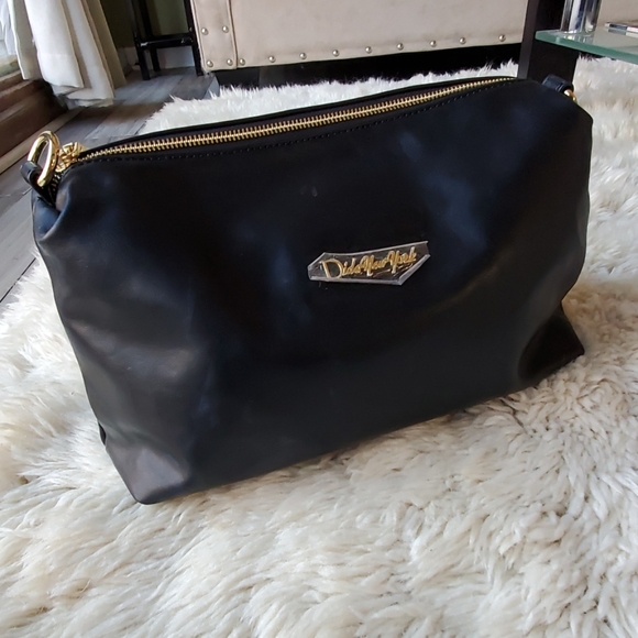 D&D Dida New York | Bags | New Dd Dida New York Large Zip Clutch Travel ...
